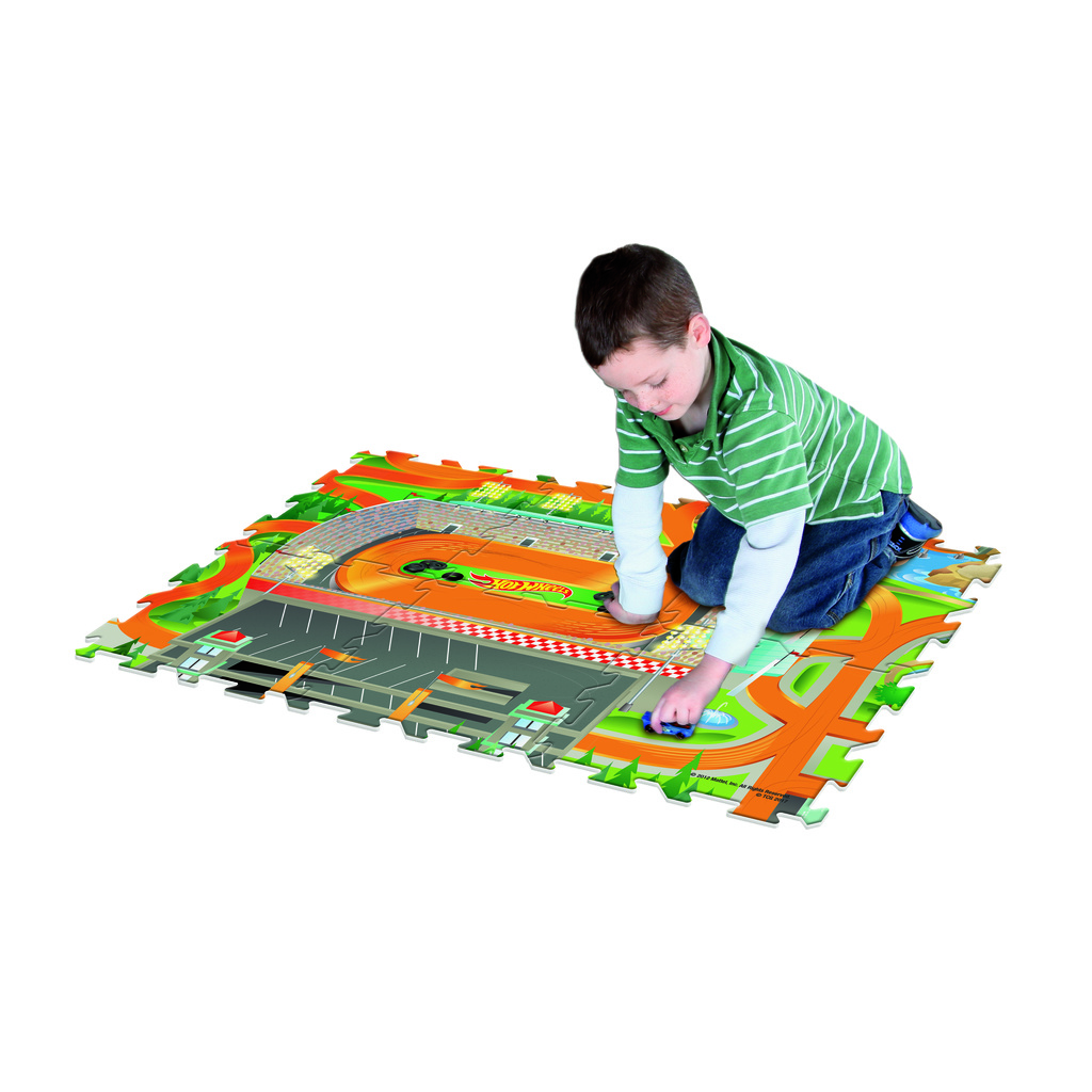 Köp MEGAMAT Tile Mega Mat Hot Wheels på TheMobileStore
